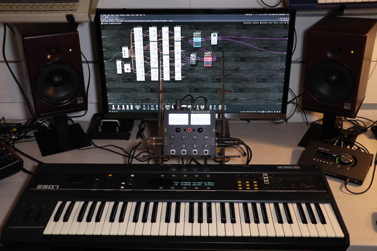 The Ensoniq ESQ-1 and MOD DUO X in 15 minutes - Gearjunkies - Music ...