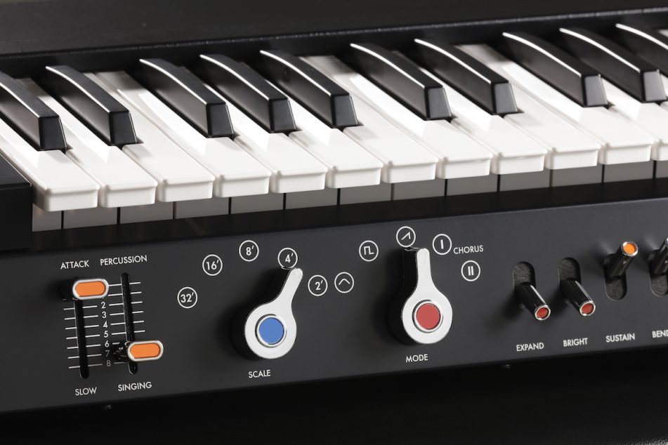 KORG announces 700S Synthesizer - Gearjunkies - Music tech news ...