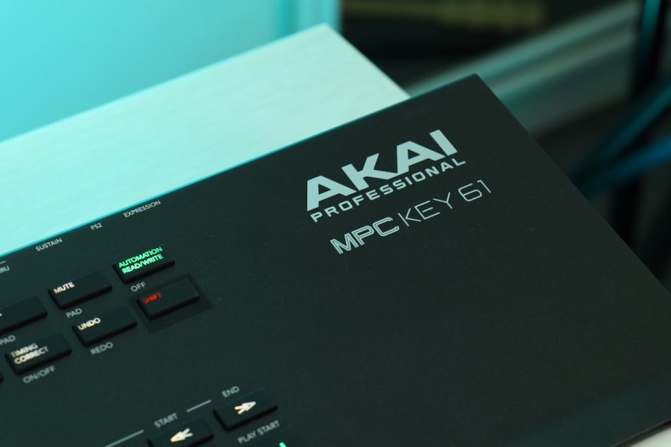 Review - Akai MPC Key 61 workstation - Gearjunkies - Music tech news ...